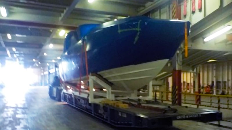 MOTOR BOAT TRANSPORT | Case Study | Mitsui O.S.K. Lines, Ltd. Solutions